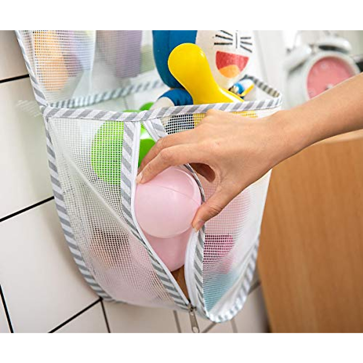 ALYER Hanging Bath Toy Organizer,Bottom Zippered Bathtub Toy Storage Mesh Bag with Sturdy Hanger (White)