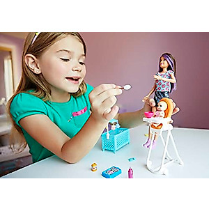 Barbie Skipper Babysitters Inc Dolls & Accessories, Set with Skipper Doll, Color-Change Baby Doll, High Chair & Crib