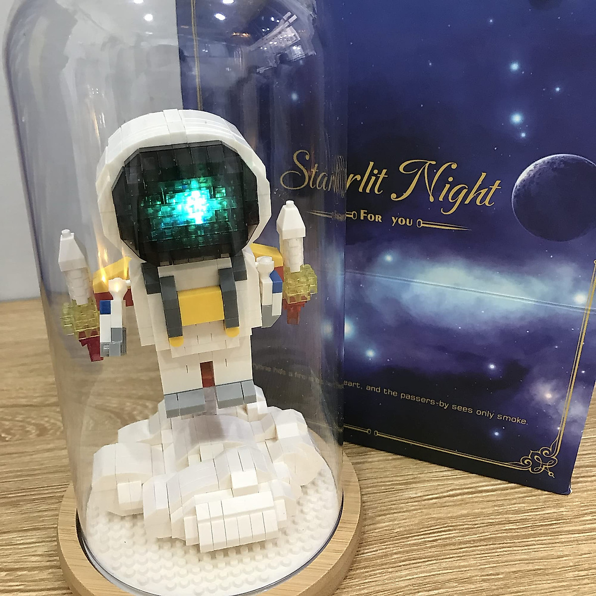 Uvini Building Blocks Astronaut Model with Light STEM Building Toy Micro Blocks for Adults or Teens Gifts Spaceman Mini Blocks Set DIY Bricks Toys 708PCS (Dust-Proof Dome Included) (00864)