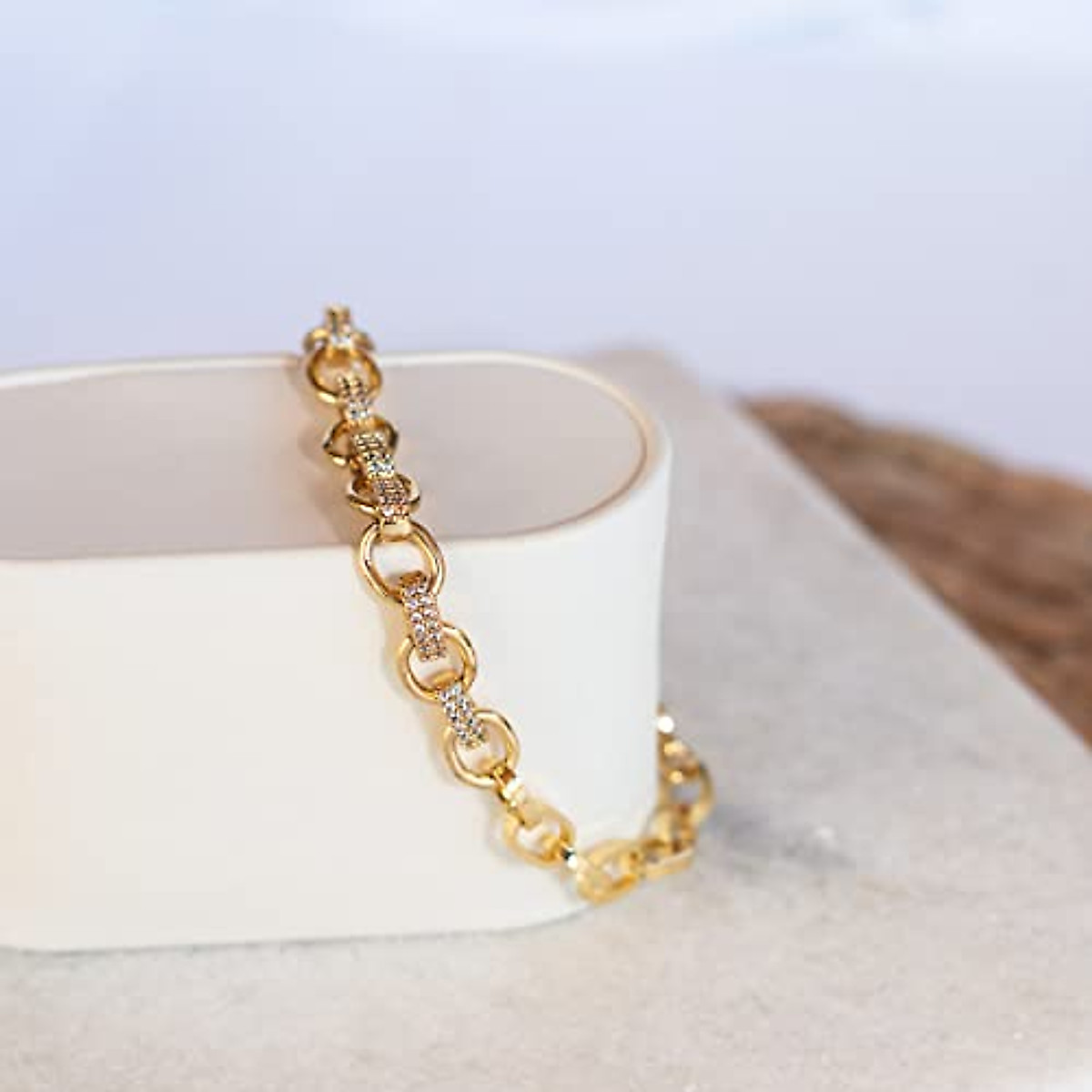 Viruta Jewelry Luxury bracelet for women handmade in 18k gold plated stainless steel