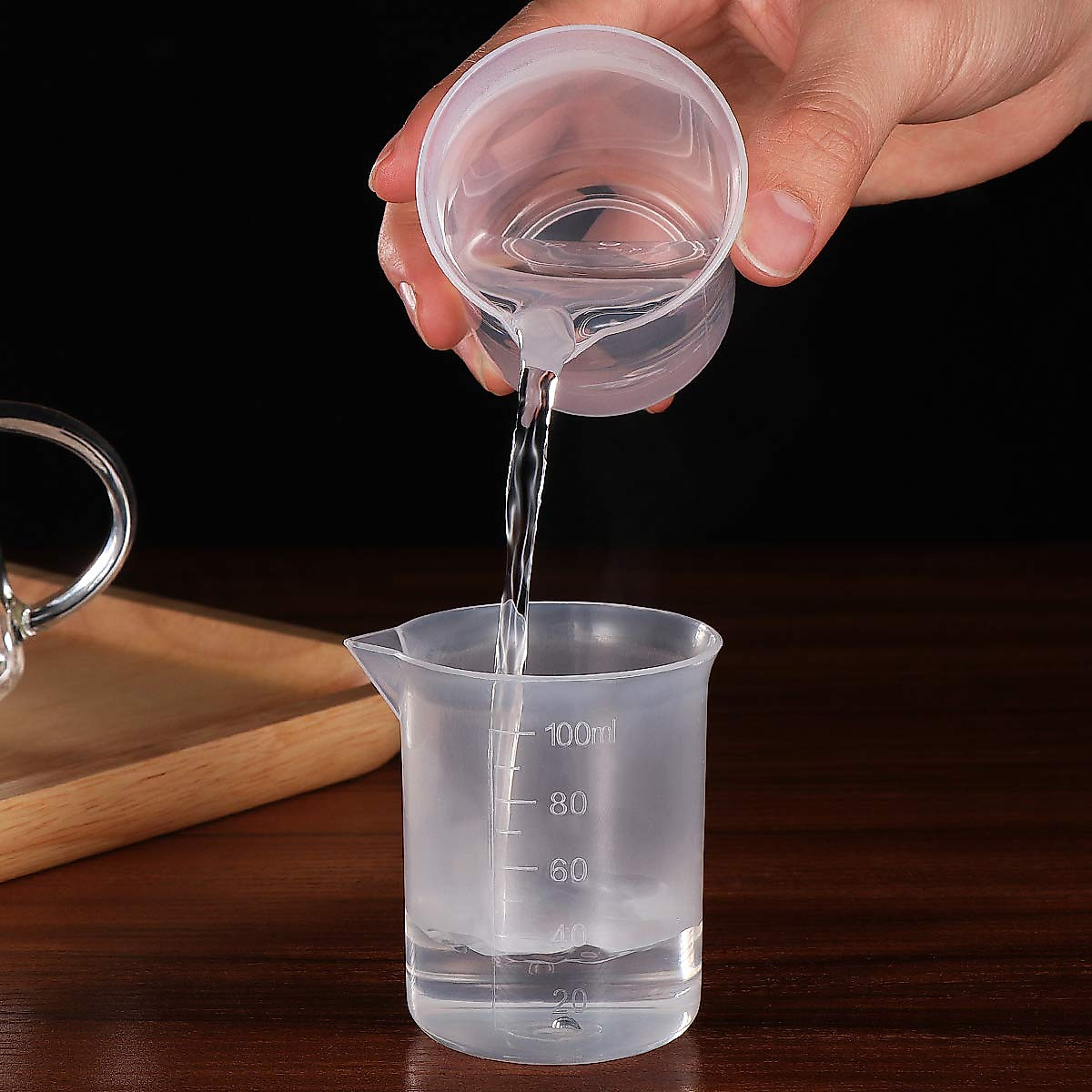 BESTOMZ Plastic Graduated Beakers Transparent Lab Measuring Cup 100mL Set of 6