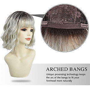 Rose bud Wavy Bob Wig with Bangs Natural Ombre Silver Wig Synthetic Hair Shoulder Length Short Curly Wigs for Women