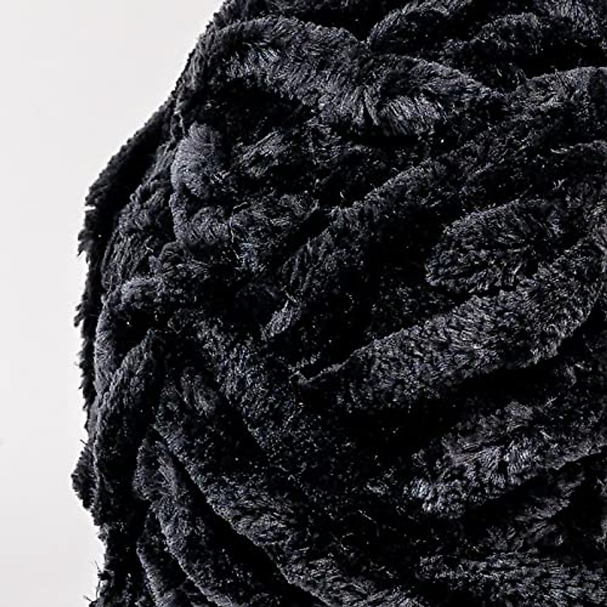 Crafted By Catherine Luxe Velvet Solid Yarn - 2 Pack (98 Yards Each Skein), Black, Gauge 6 Super Bulky
