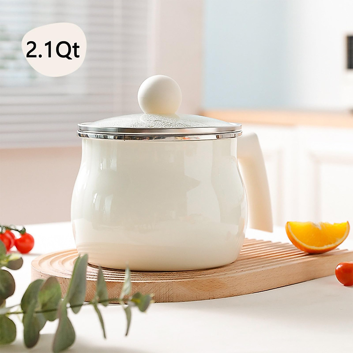 Enamel Milk Pan with Lid,2.1 Quarts Saucepan Butter Warmer with Effortless Handle, Healthy Soup Pot Cookware (White)