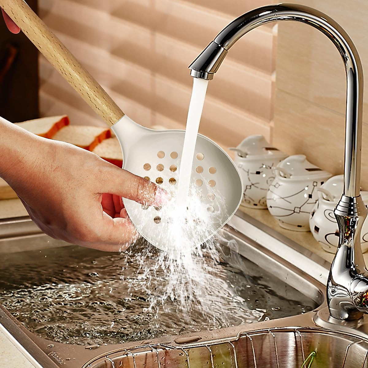 14 Pcs Silicone Cooking Utensils Kitchen Utensil Set - 446°F Heat Resistant,Turner Tongs, Spatula, Spoon, Brush, Whisk, Wooden Handle Kitchen Gadgets with Holder for Nonstick Cookware (BPA Free Khaki)