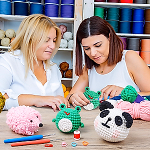 XSEINO Crochet Kit for Beginners - Crochet Start Kit with Step-by-Step Video Tutorials - Learn to Crochet Kits for Adults and Kids - Panda, Frog, Hedgehog