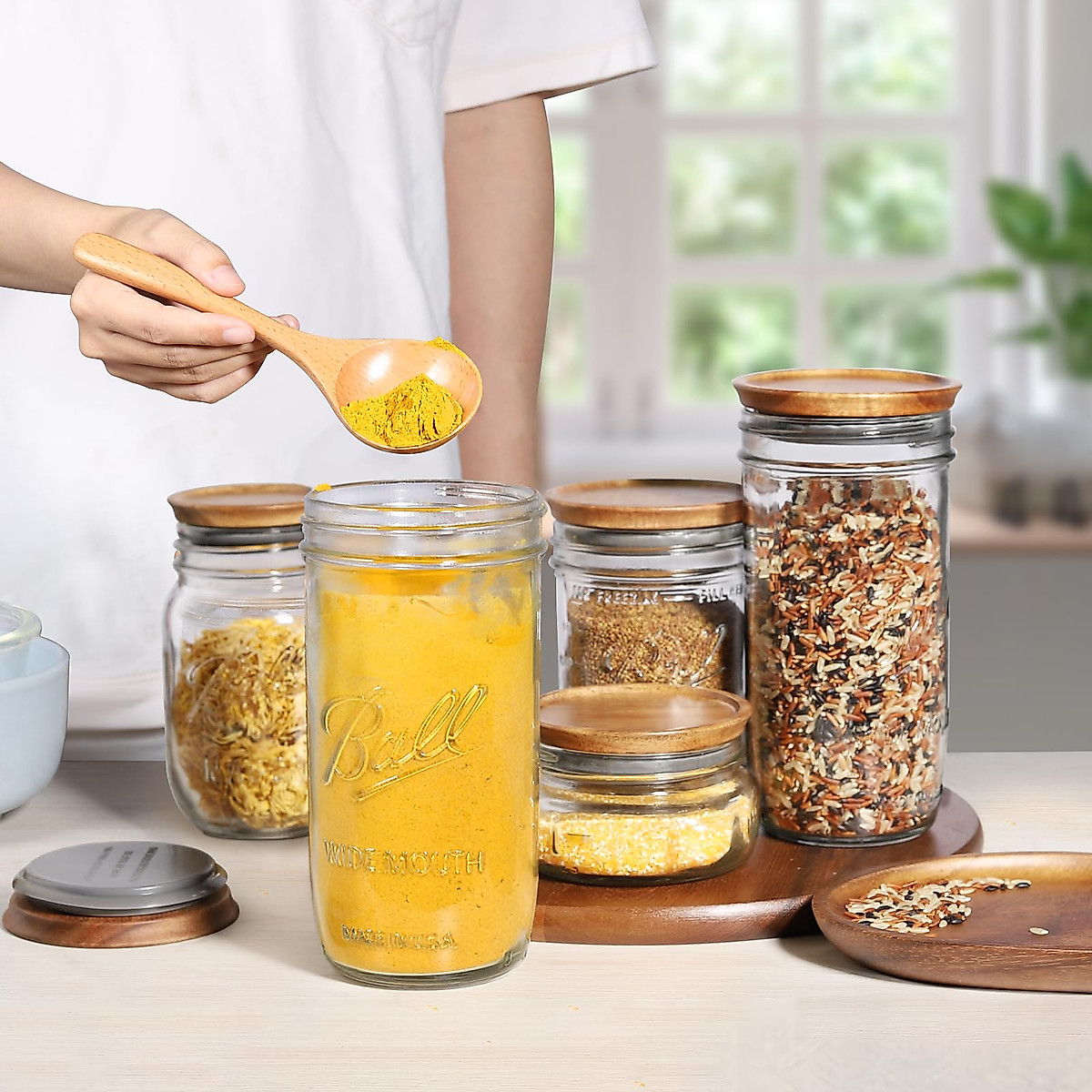 6-Pack Wide Mouth Wooden Mason Jar Lids for Ball/Mason Jars, Reusable Acacia Wood Mason Jar Lids with Airtight Silicone Seal Perfect for Dry Food Storage (Brown)