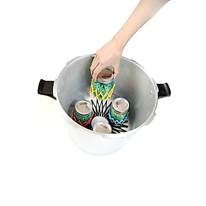 Spice Ratchet Blossom Multi-Use Silicone Trivet, Black