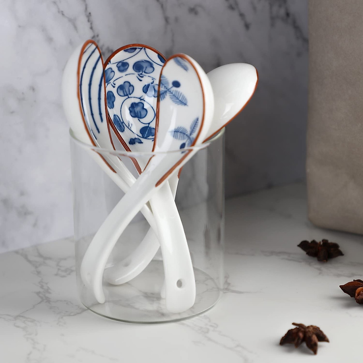 Soup Spoon Set of 4 Ceramic Chinese Soup Spoons Ramen Spoons for Pho Noodle Cereal Dumpling