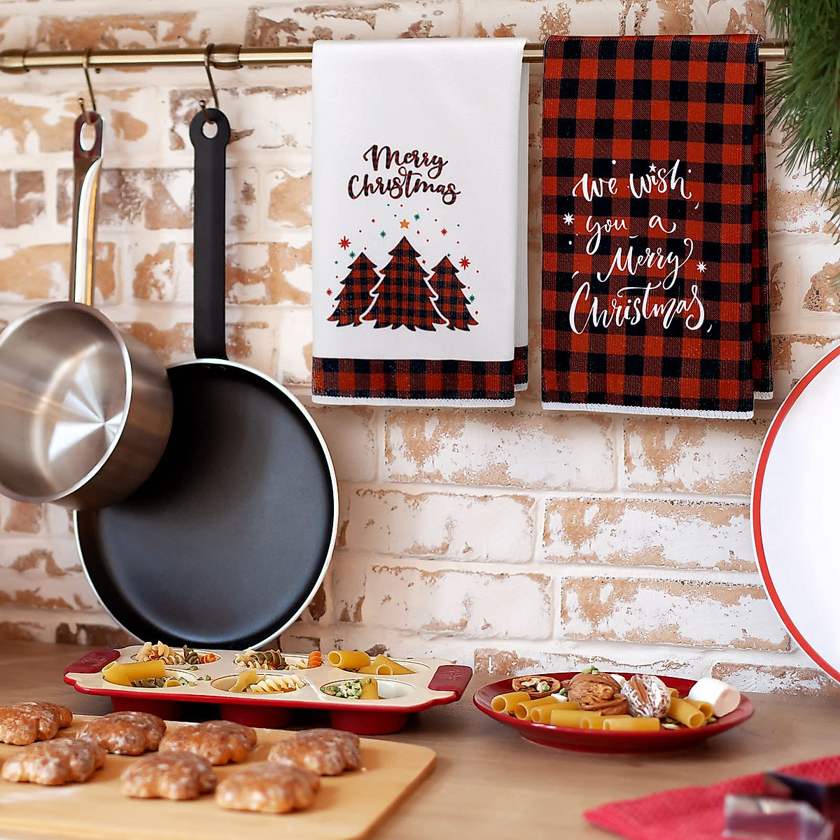 Patelai 4 Pcs Christmas Kitchen Towels Buffalo Plaid Dish Hand Towels 24 x 16 Inch Absorbent Winter Snowman Tea Towels Housewarming Gifts Kitchen Bathroom Christmas Decoration(Red Black,Tree)