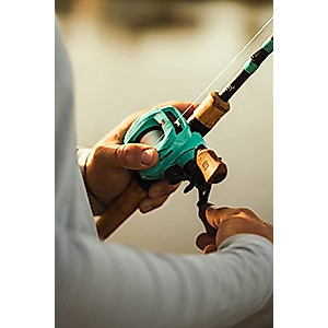 13 FISHING - Modus TX2 Baitcast Reel - 7.3:1 Gear Ratio - Right Hand Retrieve (Salt+Fresh) - MODTX2-7.3-RH, Seafoam Green