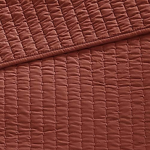 Madison Park Keaton Quilt Set-Casual Channel Stitching Design All Season, Lightweight Coverlet Bedspread Bedding, Shams, Full/Queen(90"x90"), Stripe Spice 3 Piece