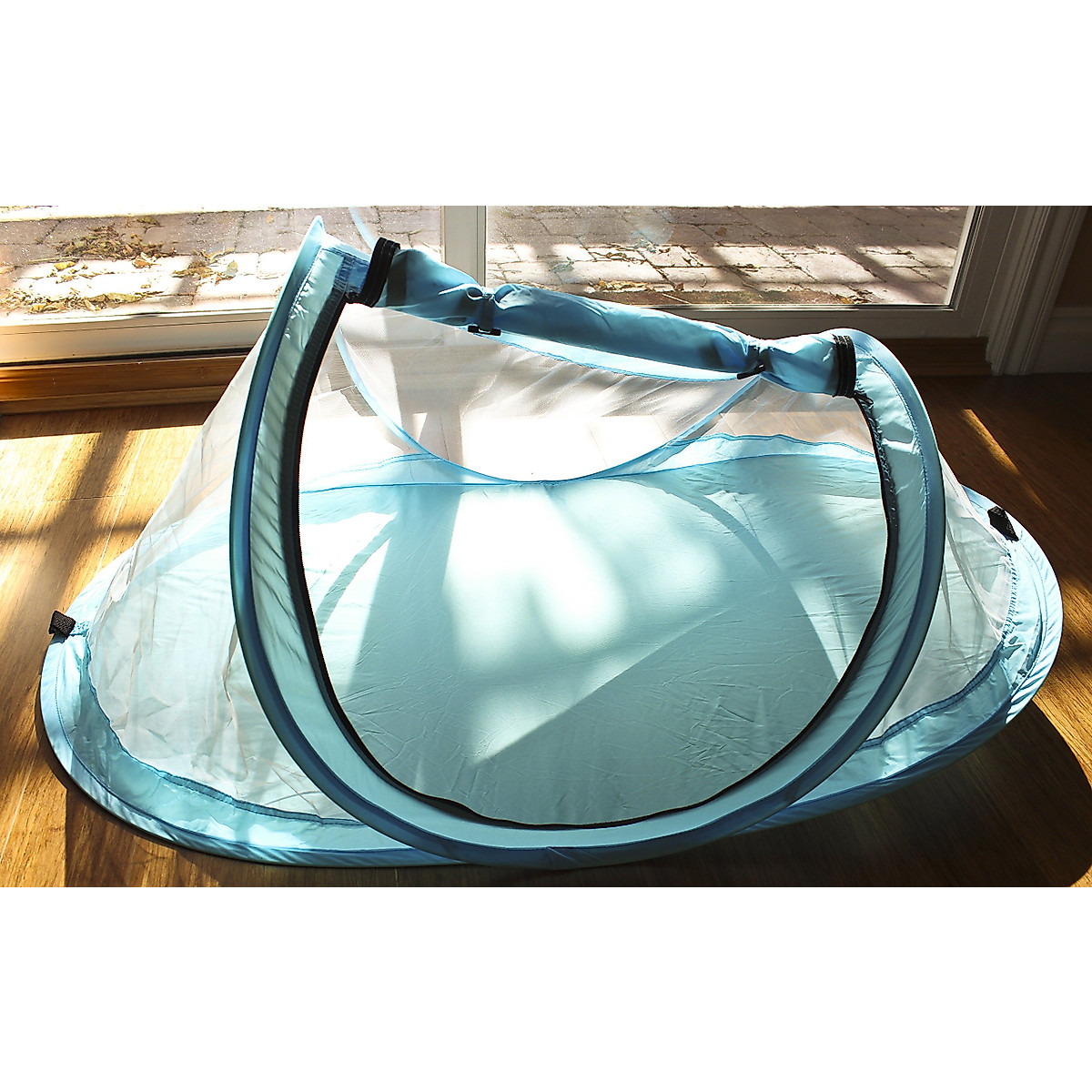 MooMooBaby Pop-Up Baby Beach Crib Tent