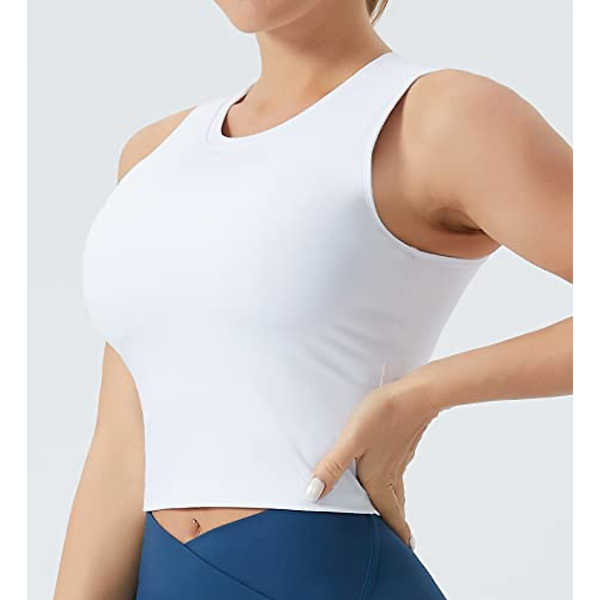 THE GYM PEOPLE Women's Medium Support Sports Bra Removable Padded Sleeveless Workout Crop Tops White