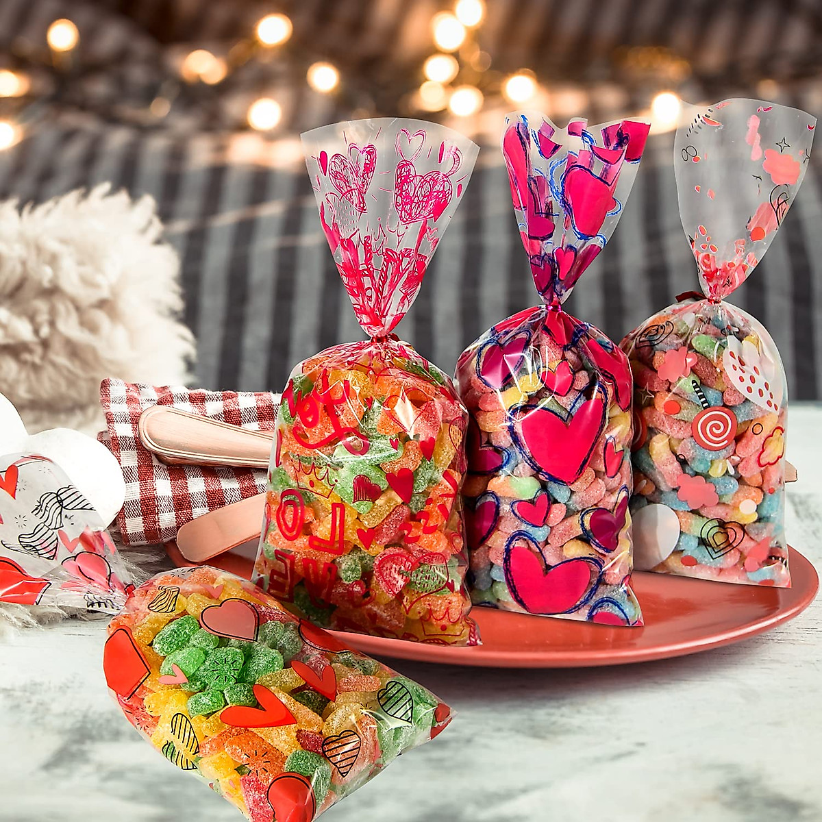 SPERPAND 120 Pieces Valentine Cellophane Gift Bags Plastic Candy Bags with Twist Ties for Valentine, Birthday, Party Favor Supplies