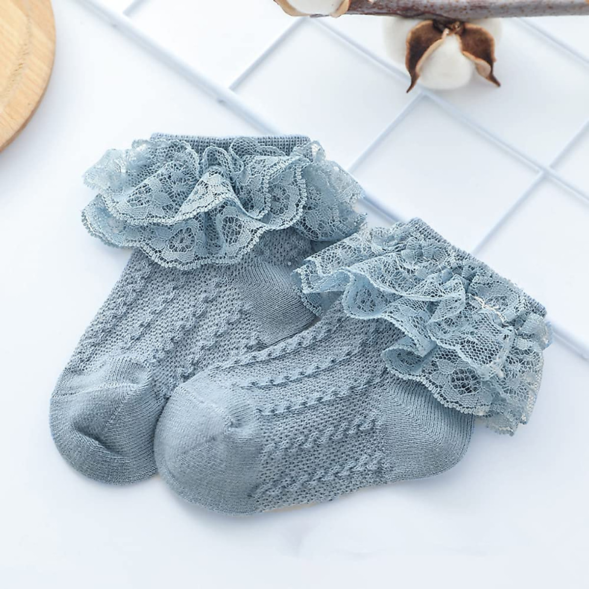 QandSweet Baby Girls' Eyelet Flower Socks Ankle Sock for Newborn Infant Toddlers Kids (0-12 Months)
