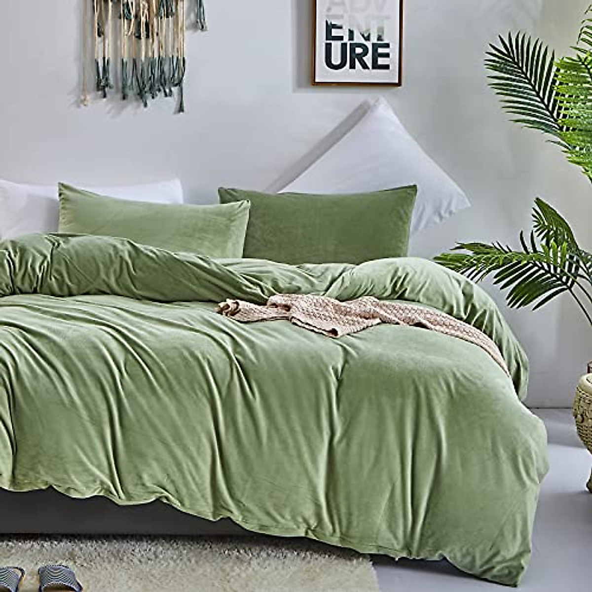 Luxlovery Sage Green Flannel Duvet Cover Set Queen Velvet Fluffy Bedding Cover Sets Light Green Soft Warm Comfy 3 Piece Bedding Cover Set with 2 Pillowcases