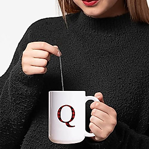 Yelolyio English Alphabet Letter Coffee Mugs, Christmas Black Red Buffalo Plaid Monogram Letter Q Mug, Any Letter Floral Alphabet Coffee Cup For Her Birthday Christmas Mothers Day Coffee Mug 15oz