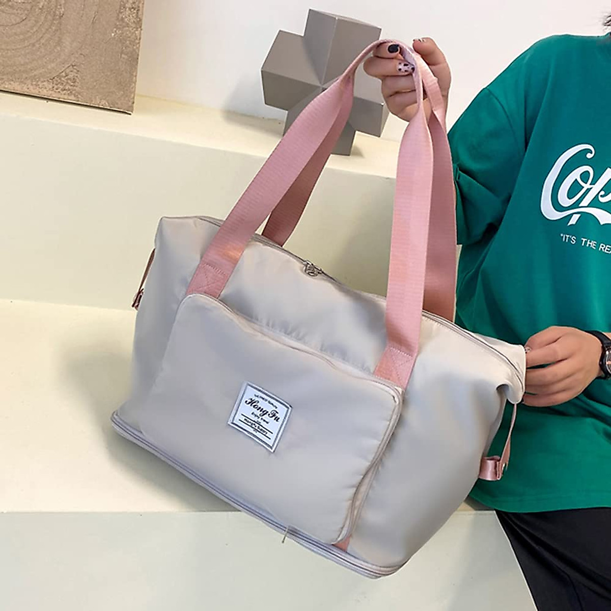 holygloomy Large Capacity Folding Travel Bag, Dry&Wet Separation Handle Shoulder Bag Women Storage Lightweight Waterproof Foldable Carry Luggage for Sports, Gym, Vacation, Grey Pink, 42x28x22cm