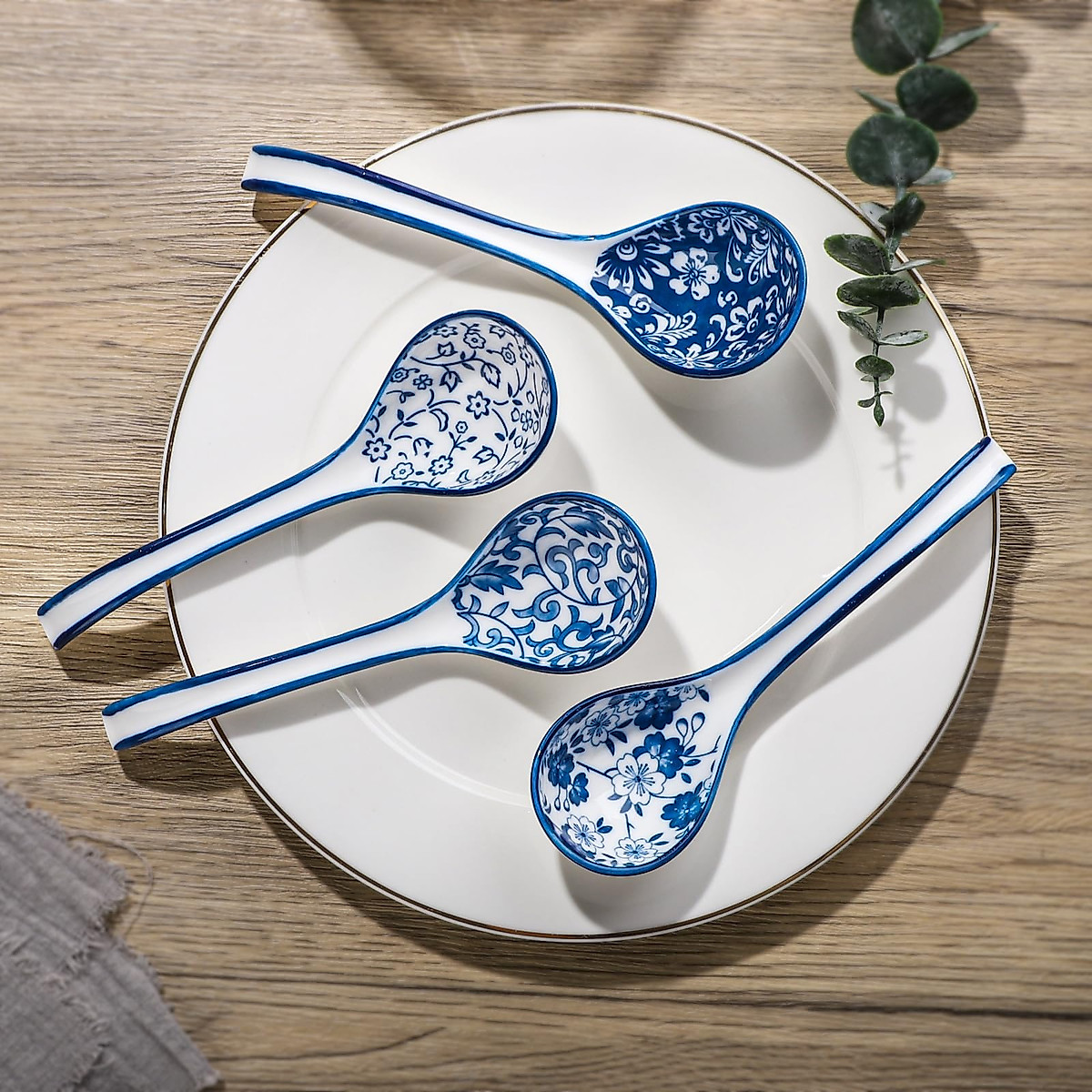 Soup Spoons Ceramic Asian Soup Spoons Sets of 4 Long Handle Japanese Soup Spoons Deep Blue Porcelain Ramen Spoons Pho Spoon (4PCS)