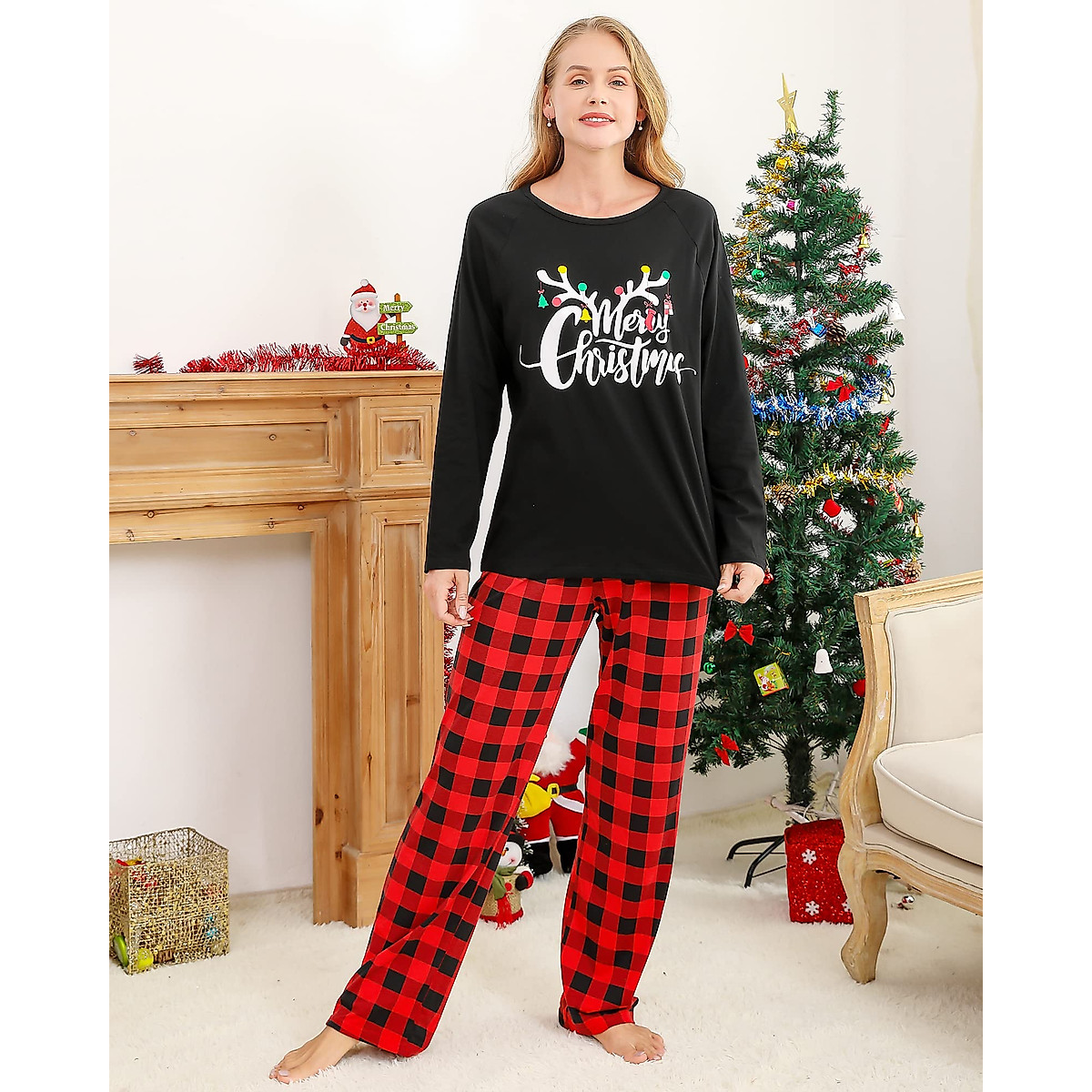 SOLOYEE Matching Christmas Pajamas for Couples Pjs Sets Adults Classic Plaid Xmas Sleepwear for Family Men and Women (Women, Large)