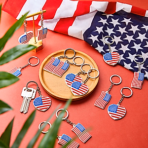 40 Pack American Flag Keychains 4th of July Party Favors for Adults USA Flag Heart Souvenir Keychain Accessories Patriotic Key Chain Flag American Flag Gifts for Veterans Day Independence, 2 Styles