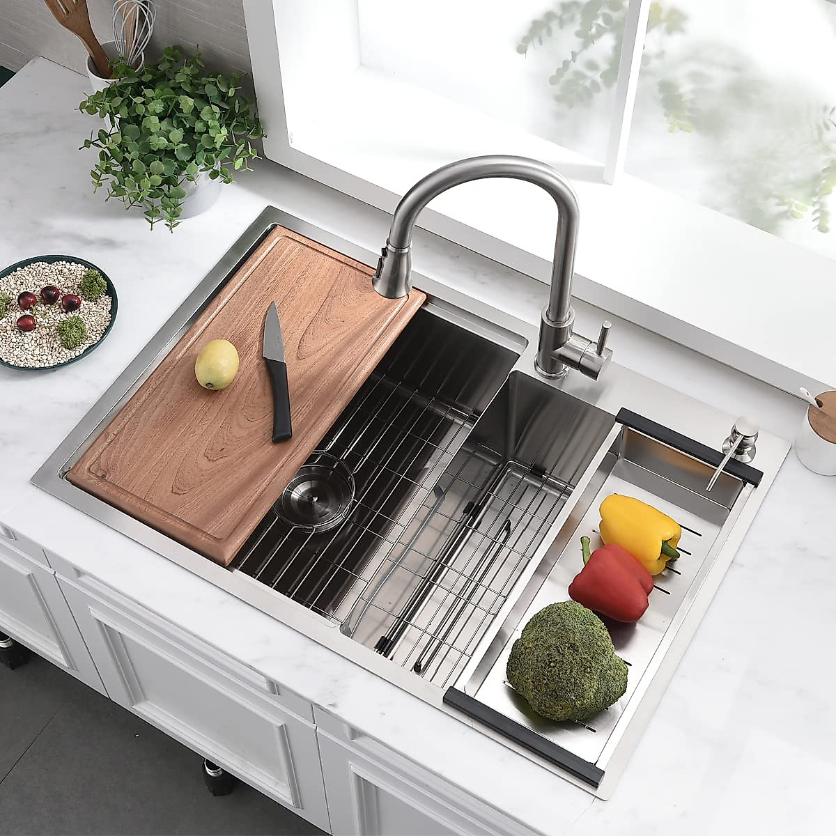 33 Inch Drop in Kitchen Sink Double Bowl Splash Guard Workstation - 33 Inch Topmount Stainless Steel Kitchen Sink 16 Gauge Stainless Steel 10'' Deep Handmade Kitchen Sink with Cutting Board& Strainer