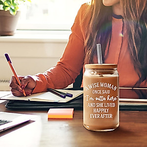 9CLEVER A Wise Woman Once Said I'm Outta Here - Retirement Gifts for Women, Coworker - Retirement Going Away Goodbye - Farewell Gifts for Coworkers, Funny Retirement Gift for Man, 16 Oz Can Glass