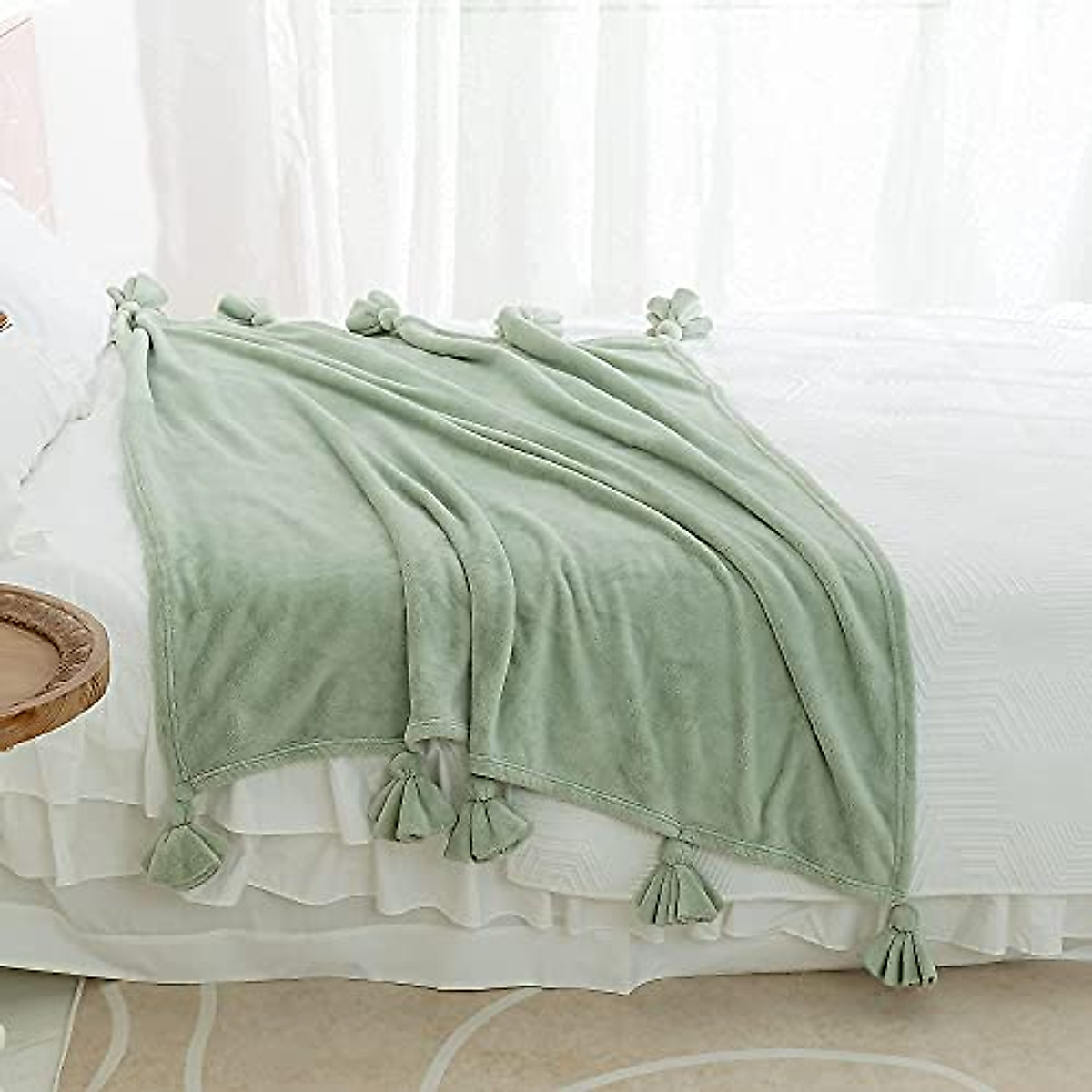 Amélie Home Fleece Throw Blankets with Knot Fringe,Sage Green,50"x60"