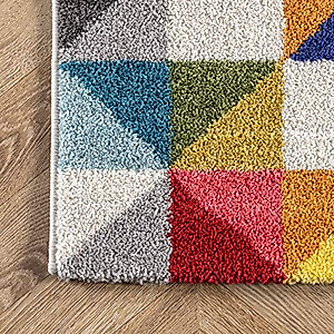 nuLOOM Triangle Geometric Area Rug, 5' x 8', Multi
