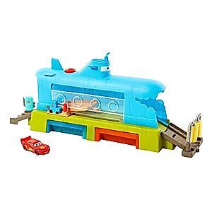 Disney and Pixar Cars Toys, Submarine Car Wash Playset with Color-Change Lightning McQueen Toy Car, Water Play