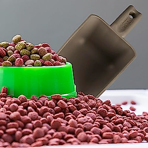 Vikan Remco 630066 Color-Coded Plastic Hand Scoop - BPA-Free Food-Safe Kitchen Utensils, Restaurant and Food Service Supplies, 16 oz, Brown