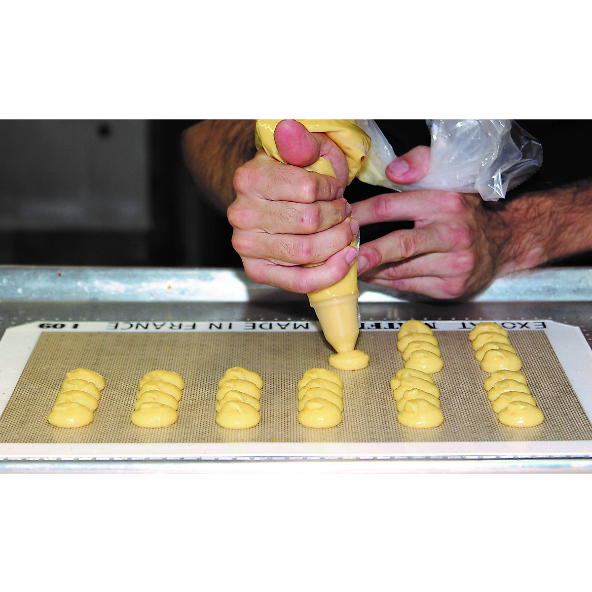 Matfer Bourgeat Exopat 11 5/8 by 16 3/8-Inch Nonstick Reinforced Silicone Reusable Baking Mat, Commercial Grade,