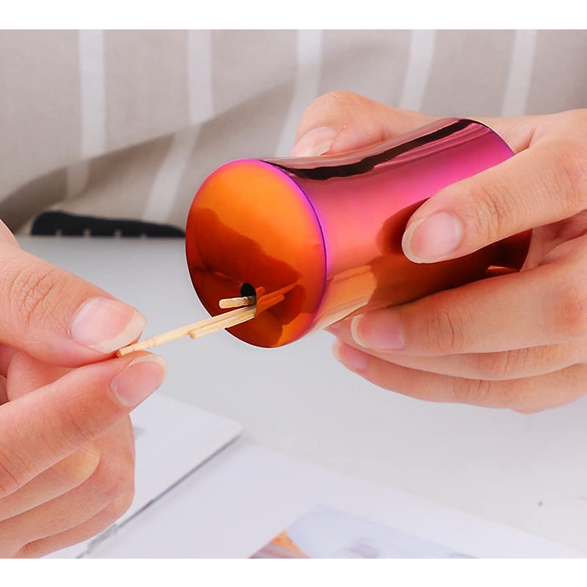 Winecraft Shiny Silver Metal Toothpick Holder - Tooth Pick Dispenser - Decorative Kitchen Display (Silver)