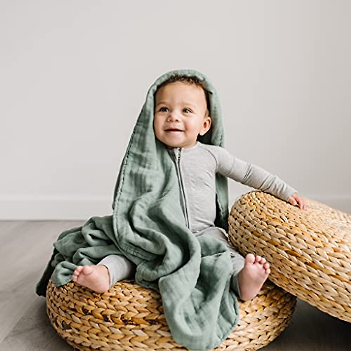 Natemia Bamboo Muslin Baby Blanket - Super Soft, Absorbent, Breathable - 6 Layer 47”x 47” for Babies and Toddlers - Multi Use Baby Towel, Stroller Cover and Receiving Blanket