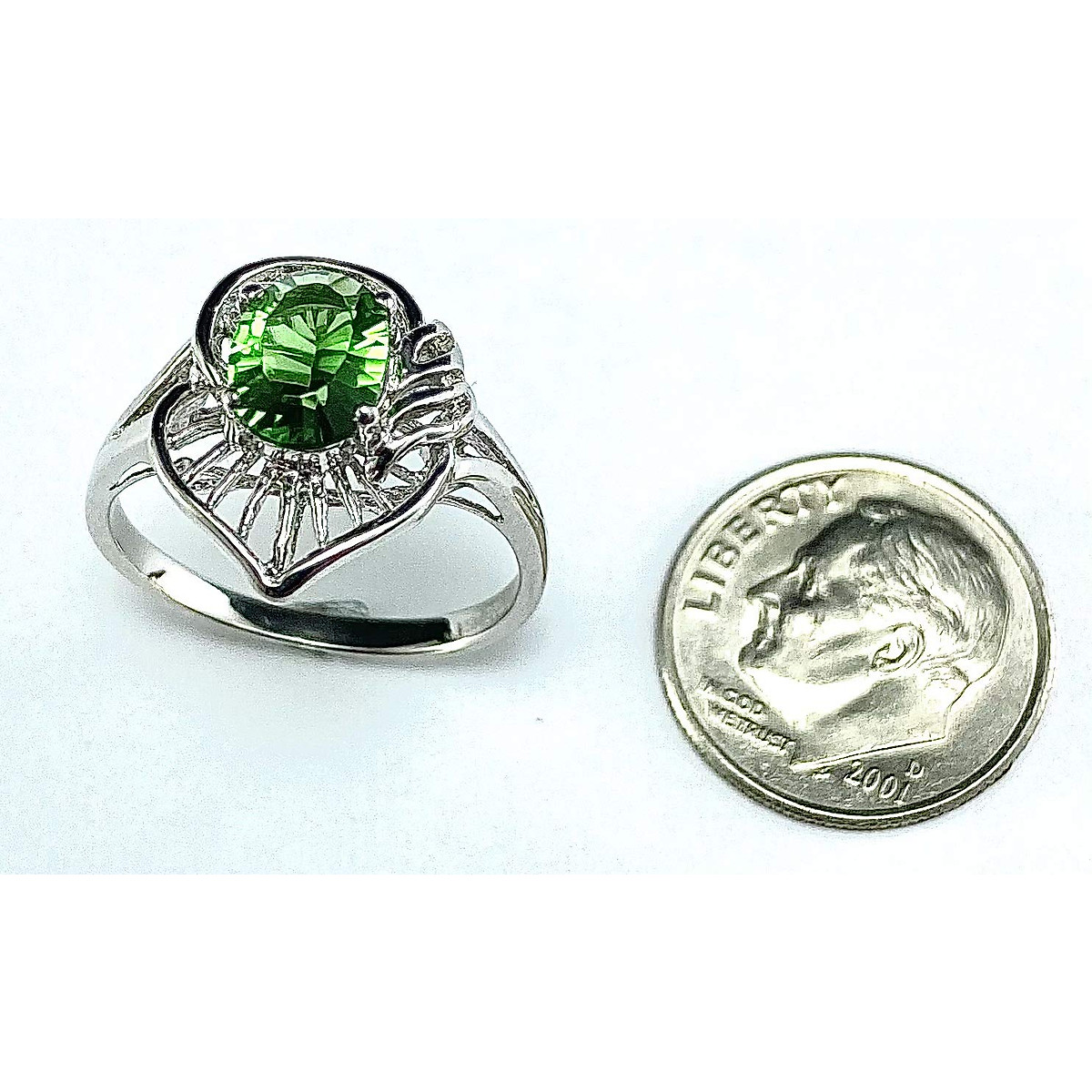 R7542P Filigree Purple Twilight Oval (6x8mm,1.5Ct) Helenite Cute Style Sterling Silver Modern Ring (Purple, 9)