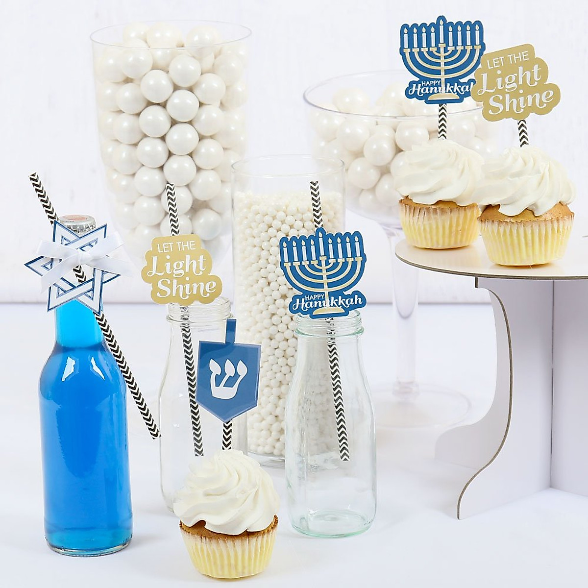 Big Dot of Happiness Happy Hanukkah Paper Straw Decor - Chanukah Party Striped Decorative Straws - Set of 24