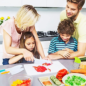 TAORISH 4 Pcs Kids Knife Set, Nylon Kitchen Knife with Crinkle Cutter, Serrated Edges Plastic Toddler Chef Knife for Real Cooking & Cutting Fruit Bread