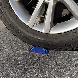 Road Reflectors Pack of 10 | 4 by 4 inch Street Pavement & Asphalt Stud Markers | Great for Speed Bumps, Sidewalks, Pedestrian Crossings, Freeways & Driveways | Industrial Grade (Blue)