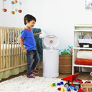 Munchkin® Diaper Pail Baby Registry Starter Set, Powered by Arm and Hammer, Includes 1 Month Refill Supply and Baking Soda Puck