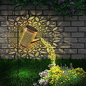 Solar Watering Can with Lights, Bigger Garden Decor, Solar Lantern Outdoor Hanging Waterproof Garden Lights for Outside, Decorative Retro Metal Waterfall Lights Solar Powered for Patio Yard Decoration