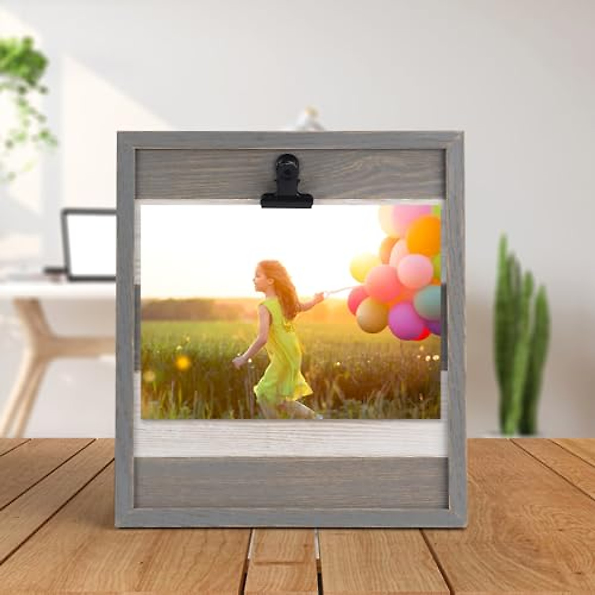 PETAFLOP Wooden Clip Picture Frame 5x7 Rustic, Handmade Farmhouse 5 by 7 Frame, Home Gallery Tabletop Decor for Display Photo Memo Artwork, Distressed White and Gray Strips