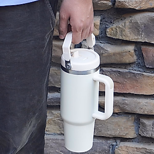 Dreamfocus 40 oz Handle Flip Straw Lid Replacement for Stanley 40 oz Tumbler, Not for 30 oz