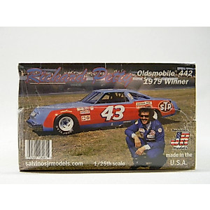 SJM NASCAR Richard Petty 1979 Winner Oldsmobile 442 Model CAR KIT