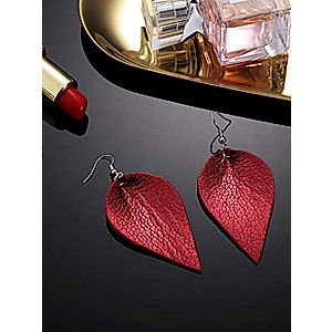 Jetec 8 Pairs Faux Leather Earring Set Leather Leaf Earring Petal Dangle Drop Earring for Birthday Women Girl