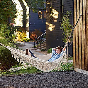 Outdoor Hammock 2 Person Large Brazilian Hammocks Canvas Cotton Indoor Hammock for Bedroom Patio Porch Garden Backyard Lounging Outdoor w/Handwoven Macramé Fringe Tassels