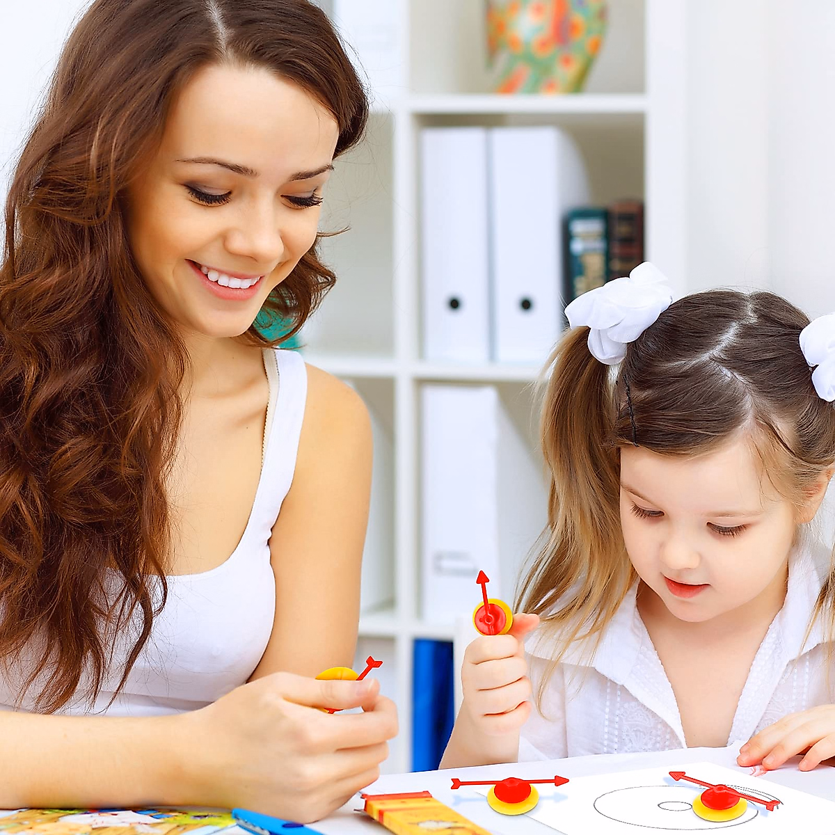 Sotiff 20 Packs Arrow Spinners Game Spinner Board Game Spinners Plastic Arrow Toys for Kids DIY Board Replacement Party Classroom Home School Projects Probability Activities(3 Inch)