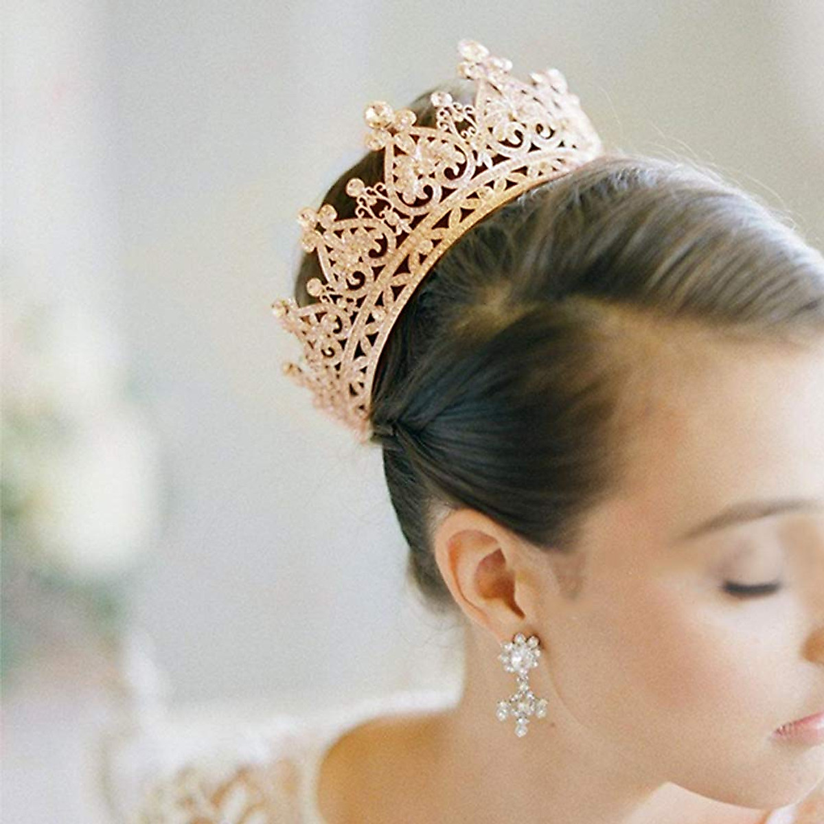 yyoemas Round Crystal Queen Crowns for Women, Rose Gold Rhinestone Tiara Cake Topper, Wedding Crowns Tiara for Bridal Birthday Party Queen Pageant Hair Accessories