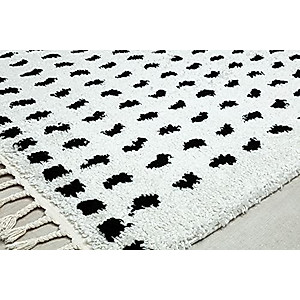 CosmoLiving by Cosmopolitan BT15B Calm Creation Dots Modern White Non-Shedding Living Room Bedroom Dining Home Office Area Rug, 8'3"X10'0"