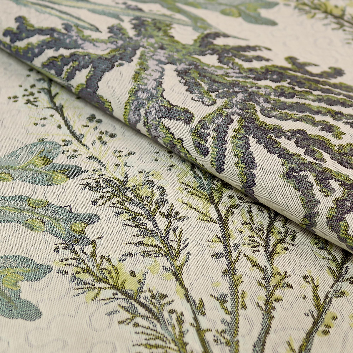 eLuxurySupply Fabric by The Yard - Upholstery Fabric, Rayon Cotton Blend for Furniture and DIY Projects - Sewing Material/Fabrics- Coral Reef Oceanside Pattern